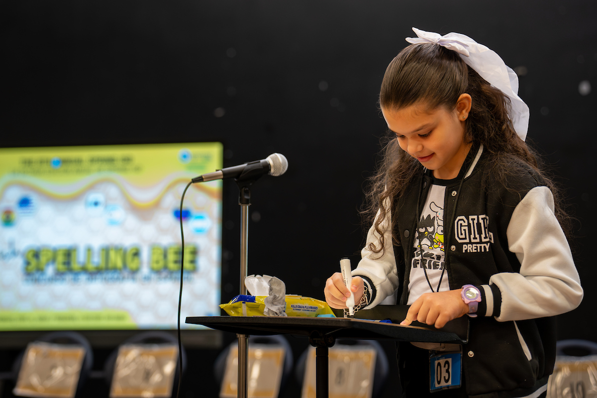 Estudiantes de Beneke Elementary y Roberson Middle ganan el concurso de ...